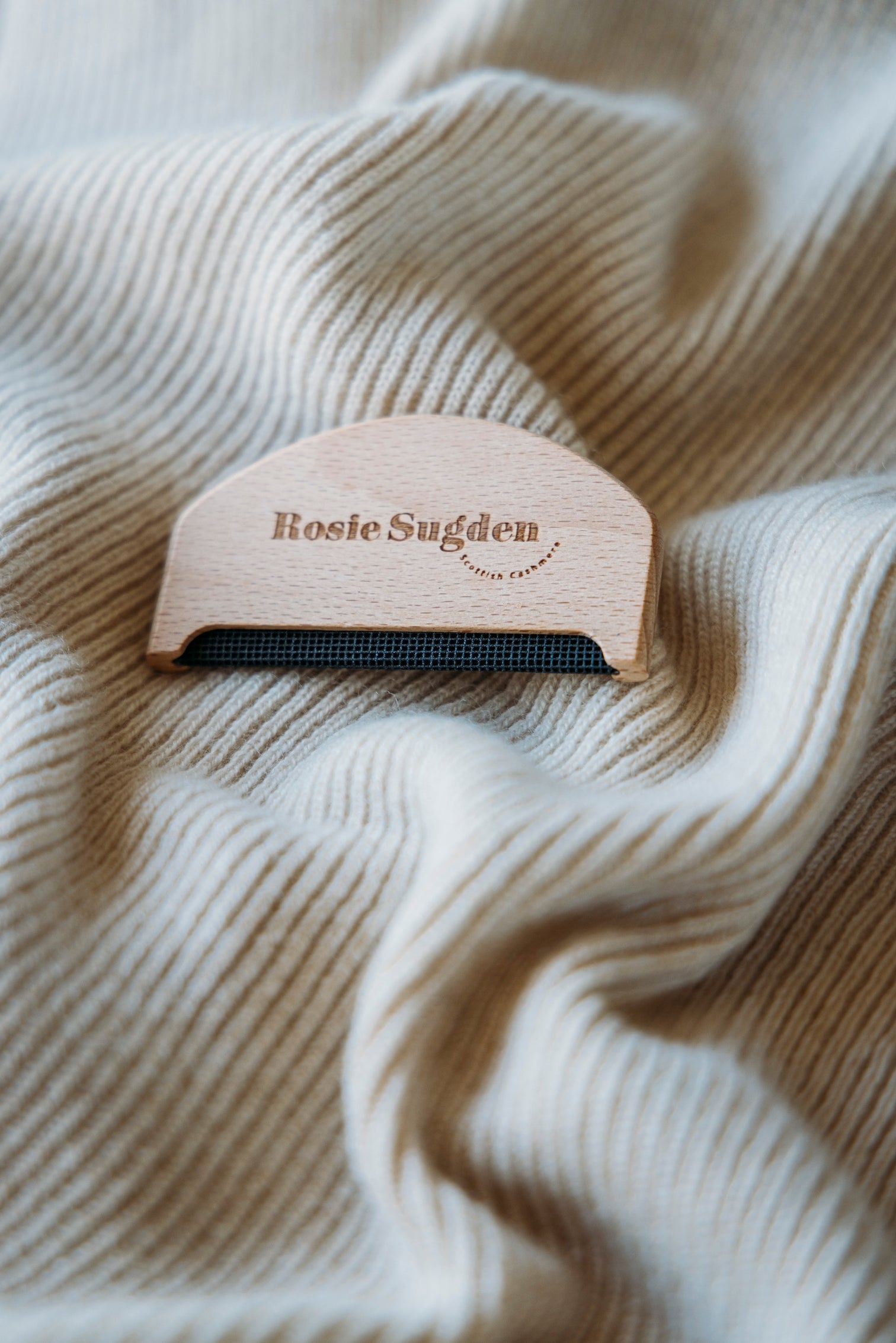 Rosie Sugden Cashmere’s Depiling Comb